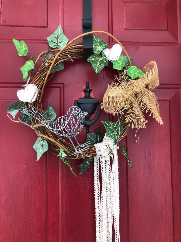 best-spring-bird-ivy-grapevine-wreath-1